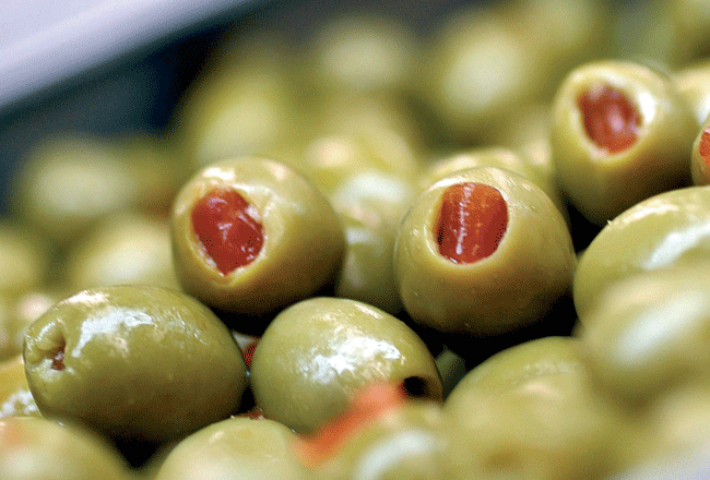 Aceitunas rellenas de última generación - Revista Alimentaria